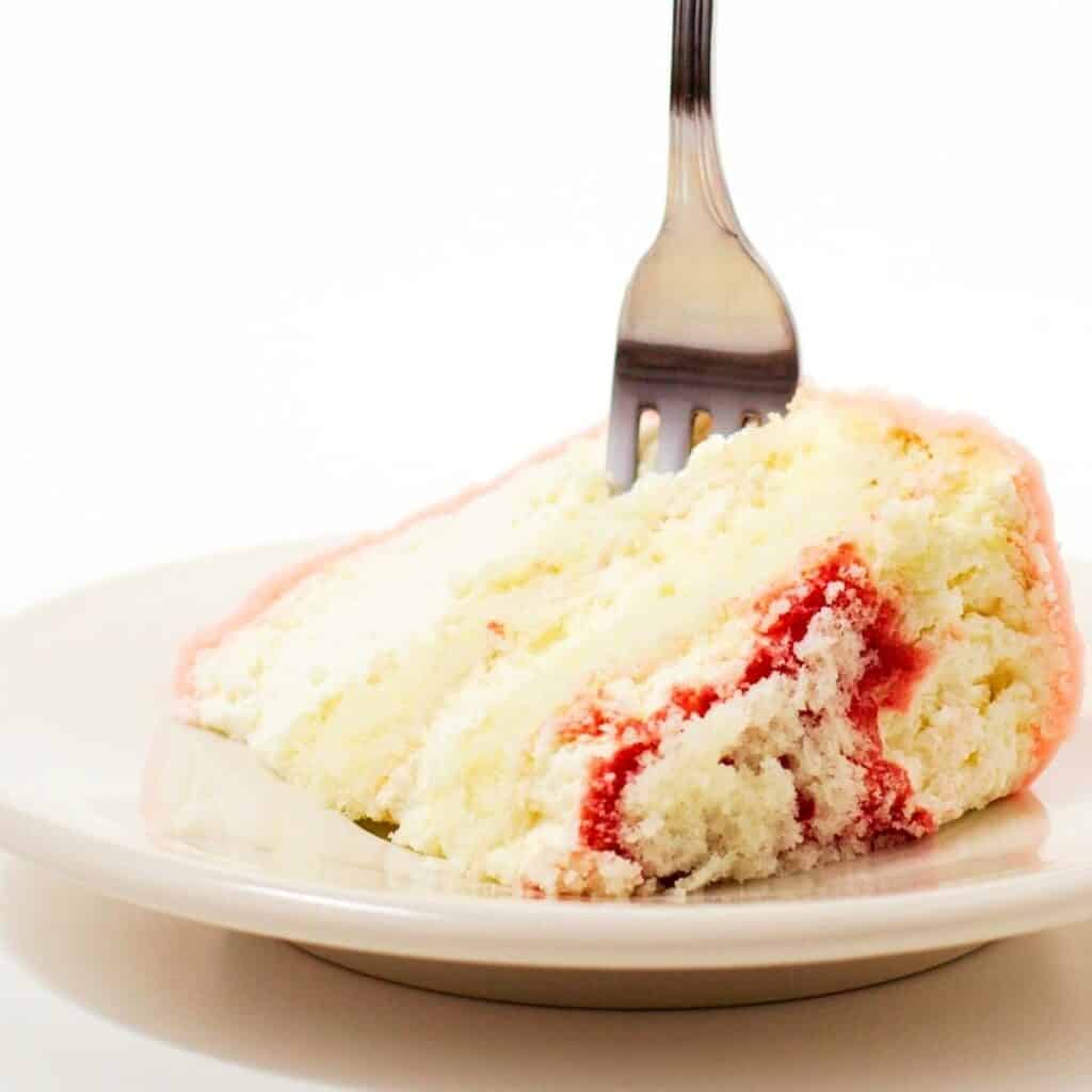 56 Delicious Boxed Cake Mix Desserts - DIY and Fun